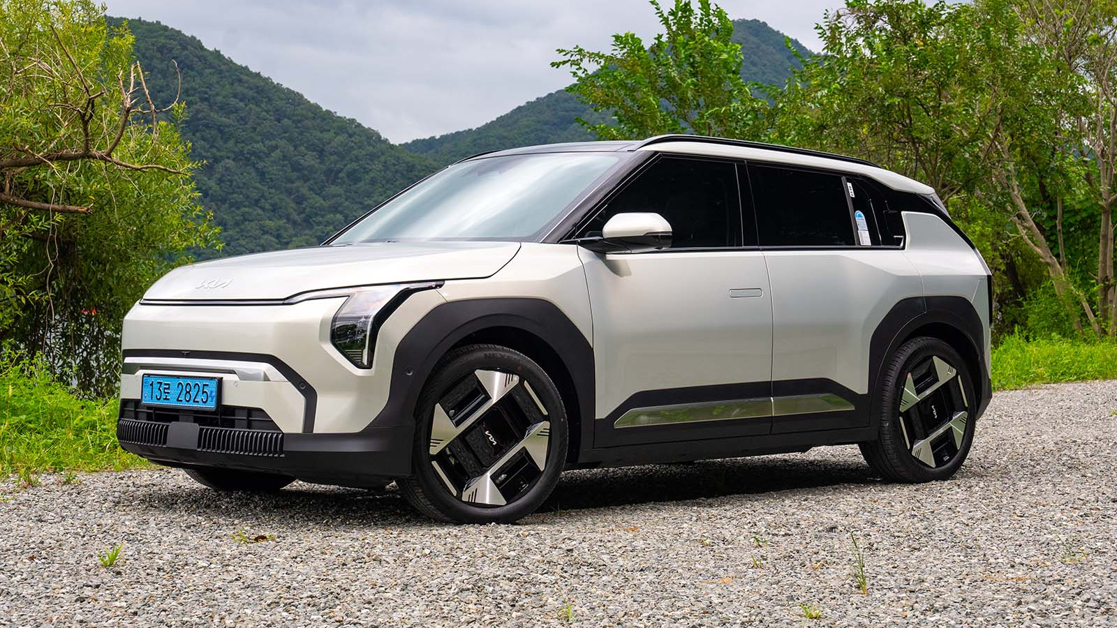 Kia EV3 review: a class-leading electric car? | Move Electric